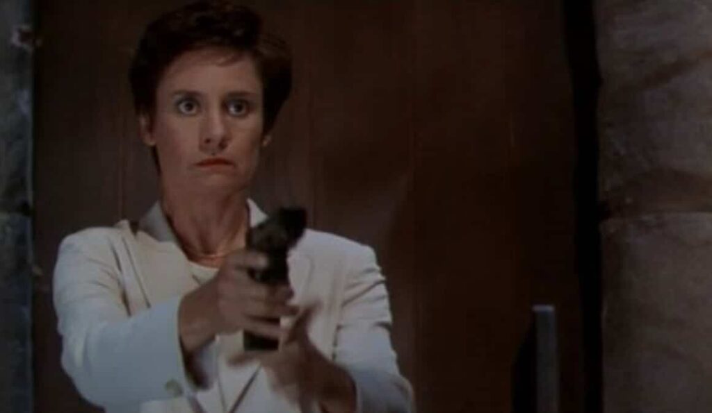 Scream : Qui sont les tueurs sous le masque de Ghostface ? - E-C