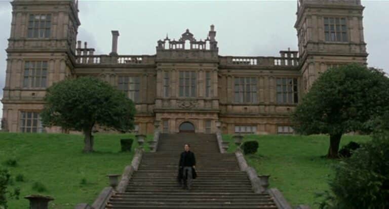 Batman : Tout savoir sur les Manoirs de Bruce Wayne au cinéma - Eklecty ...